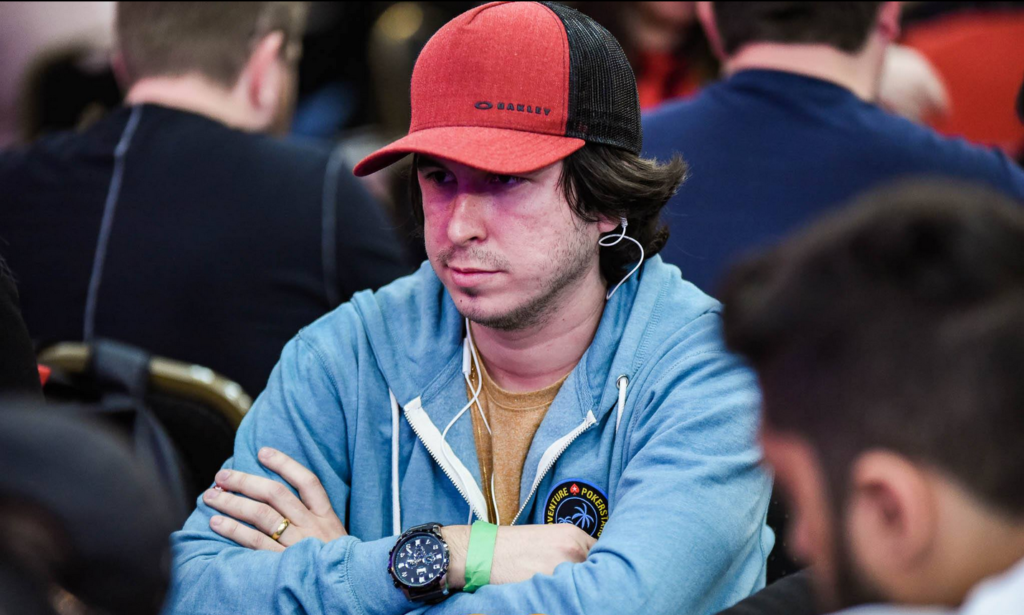 Dennys Ramos se destaca com título e pódio no GGPoker