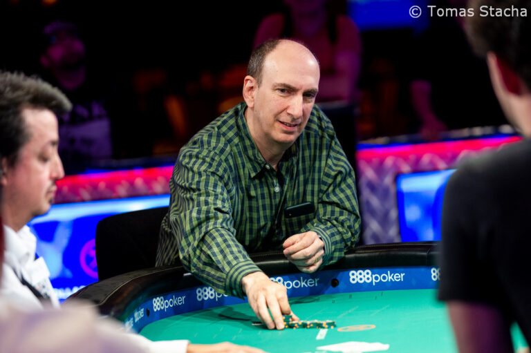 Erik Seidel revela auge da carreira após coach com Dan Cates