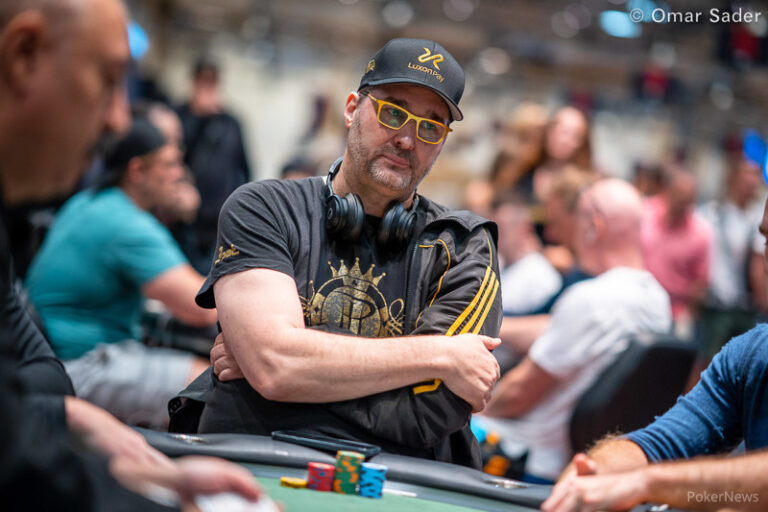 WSOP: Phil Hellmuth é eliminado do Main Event após flop maldoso