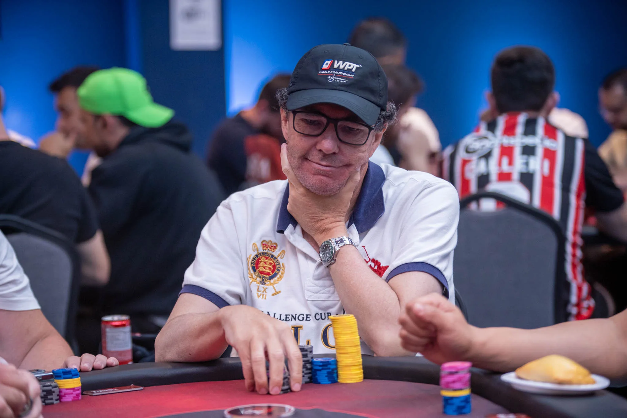 CCP: Silvio Feiber cai em cooler perto da bolha do Mystery Bounty